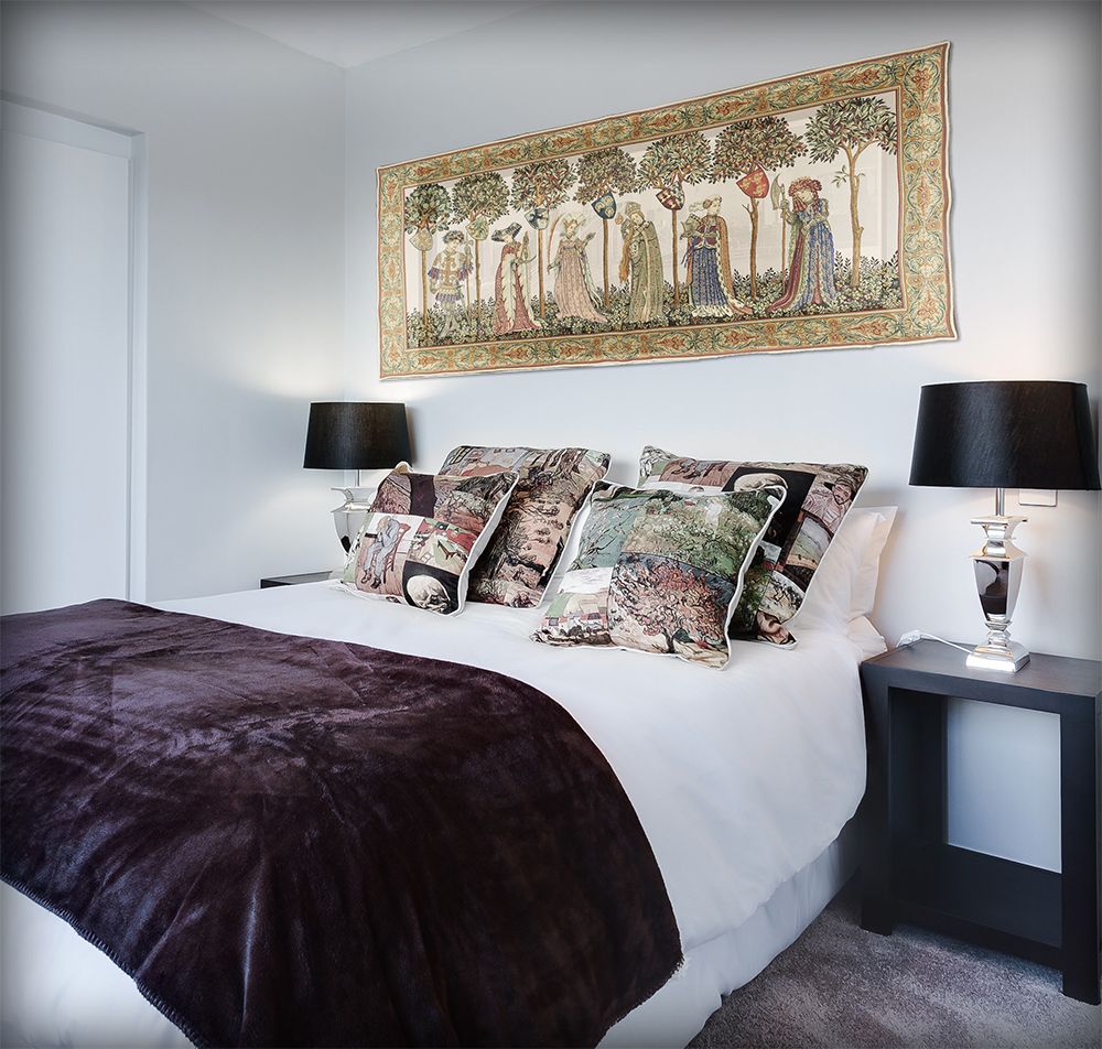 La Manta - Woven Wall Tapestry (6 Figures) | The Tapestry Shop