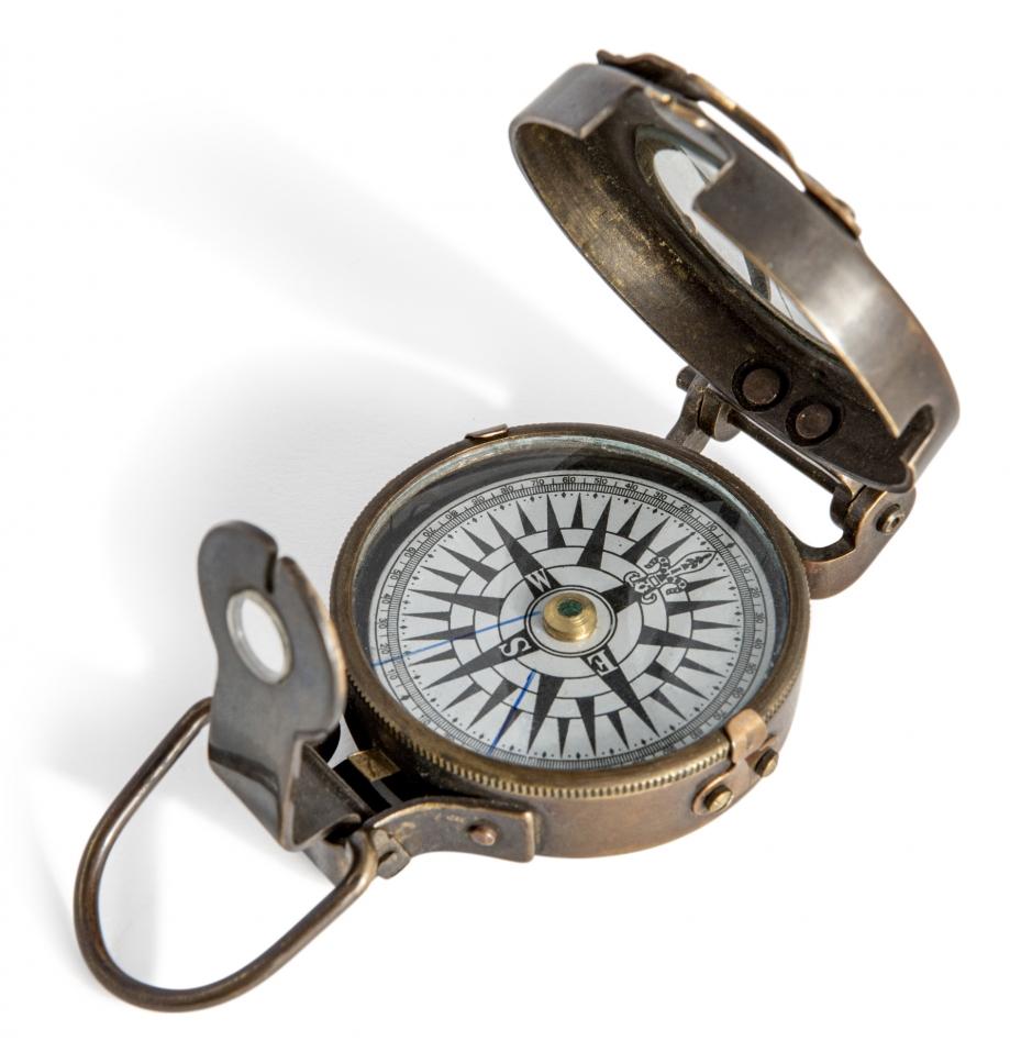 Wwii Brass Compass | A Gentleman's Bits