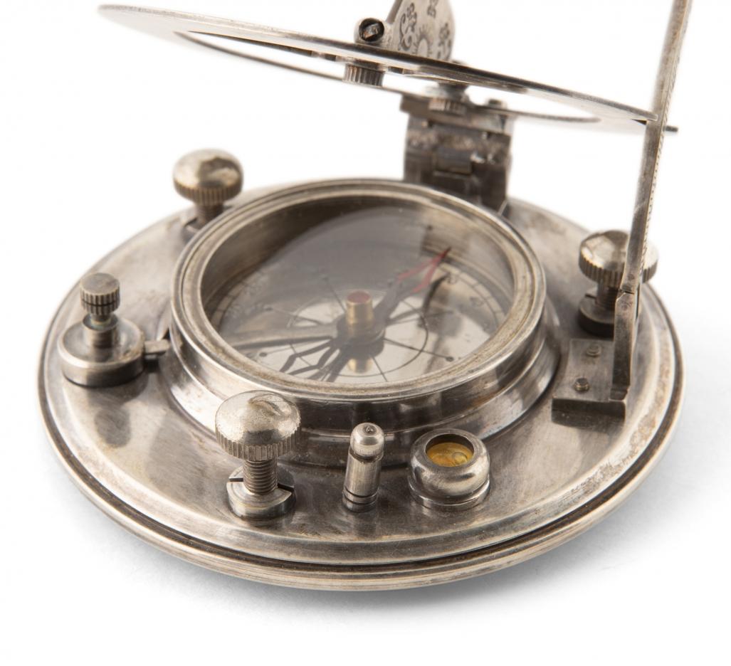 Mariner's Brass Compass | A Gentleman's Bits