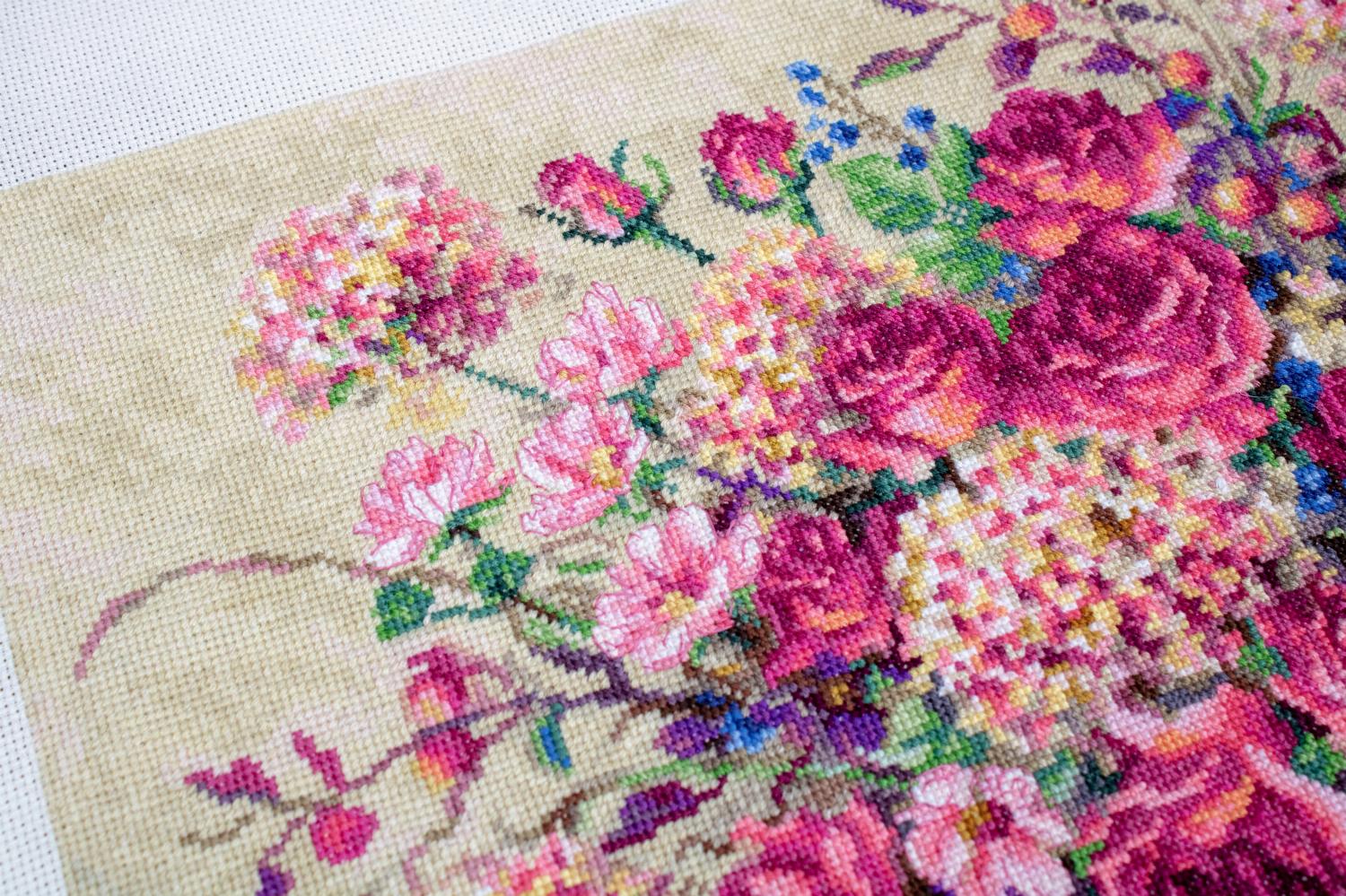 Leti 980 Collete’s Collection Flowers Cross-Stitch Kit by Letistitch ...