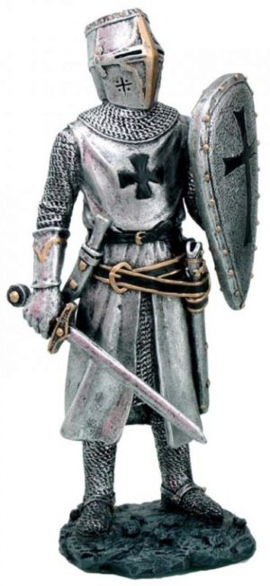 Proud Knight Templar Figurine | Gothic Gifts