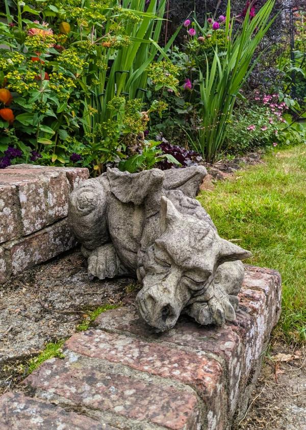Draco the Dragon Stone Sculpture - Mythical Garden Stoneware | Garden ...