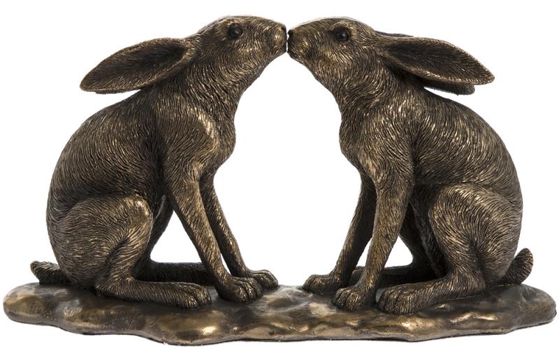 Kissing Hares Figurine Leonardo Collection | Gothic Gifts